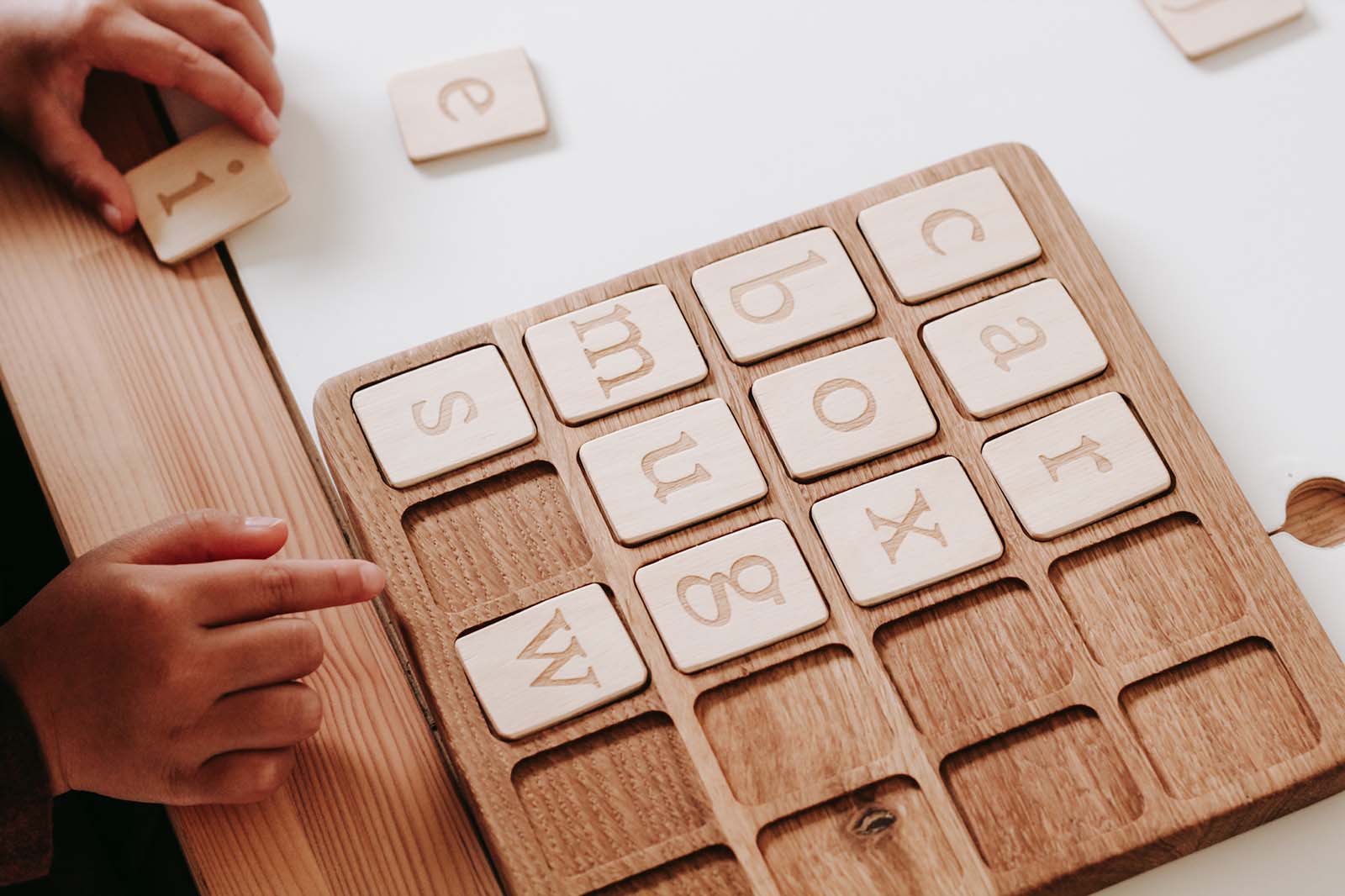 Reversible Alphabet Board with 2 Lowercase Letters Set + Extra Holding ...